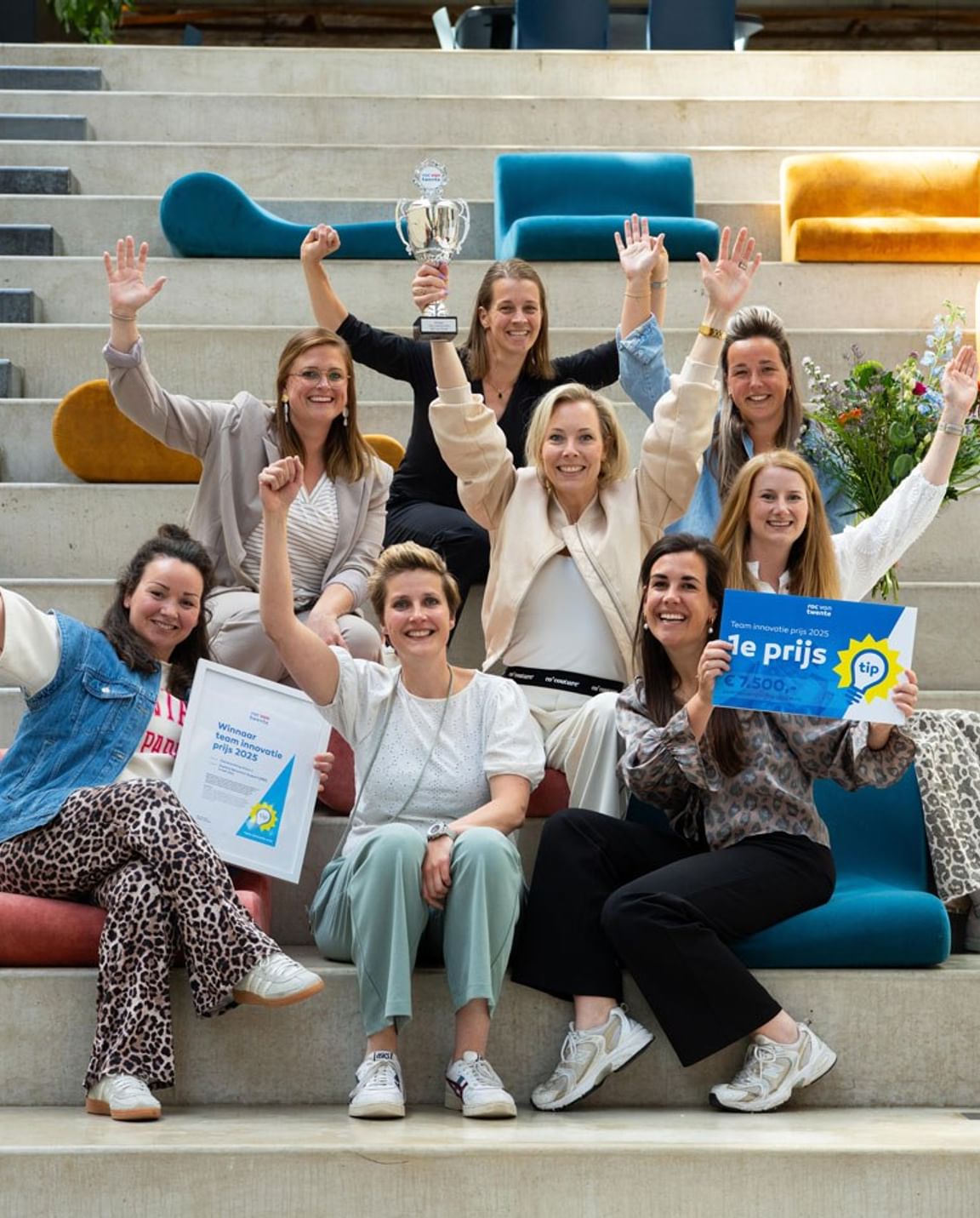 Team Dienstverlening niveau 2 wint Team Innovatie Prijs 2025 - ROC van ...